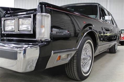 1985 Lincoln Town Car 92549 Miles Black Sedan 50 Liter V8 Automatic