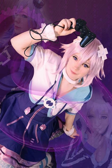 Neptune Cosplay From Hyperdimension Neptunia By Lysande Scrolller