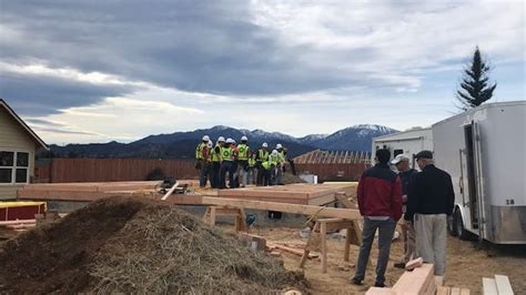 Right Now Reddings A Boom Town With Builders And Subcontractors