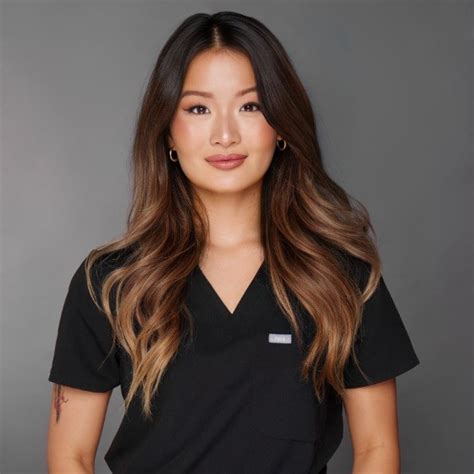 Helen Zhang Linkedin