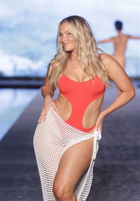 Camille Kostek At Sports Illustrated Swimsuit Runway Show In Miami