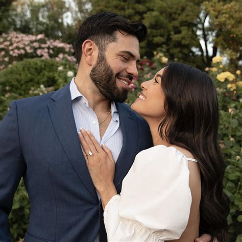 Gabriella Raquel Bellamy And Kelvy Simon Levits Wedding Website