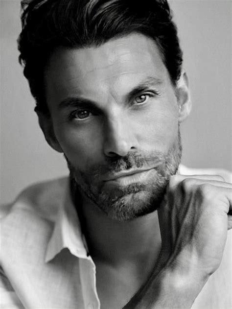 Erik Fellows Click Models Management