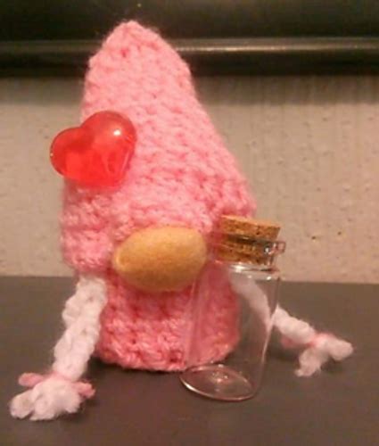 Ravelry Valentine Mini Gonks Pattern By Zhela Cole