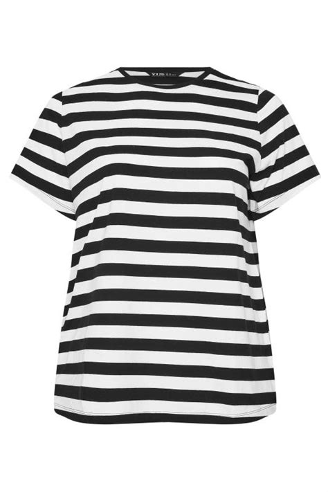 Black And White Striped T Shirt Outfit