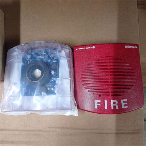 Hooter Cum Strobe Esser Iq8 Alarm Plus Sounder Wholesaler From Bardhaman