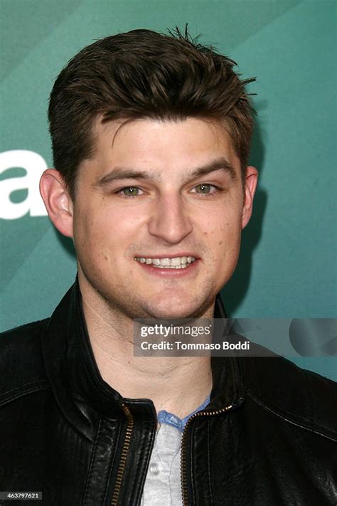 Actor Kevin Bigley Attends The Nbcuniversal 2014 Tca Winter Press