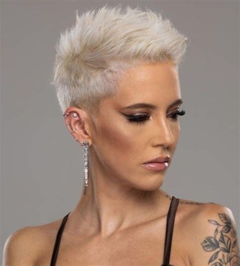 50 Pixie Haircuts Youll Love Rocking In 2025 Hair Adviser Schöne