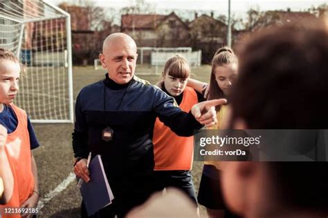 Soccer Coach Yelling Photos And Premium High Res Pictures Getty Images