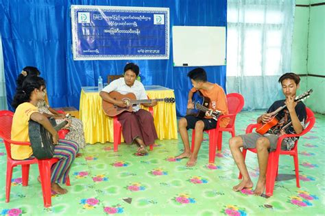 ရခိုင်ပြည်နယ် မောင်တောမြို့၌ အခြေခံဂီတာတီးသင်တန်း ပြုလုပ် Information