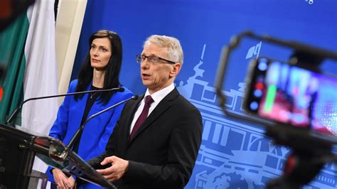 Защо ГЕРБ СДС и ПП ДБ действат на тъмно Новини бг