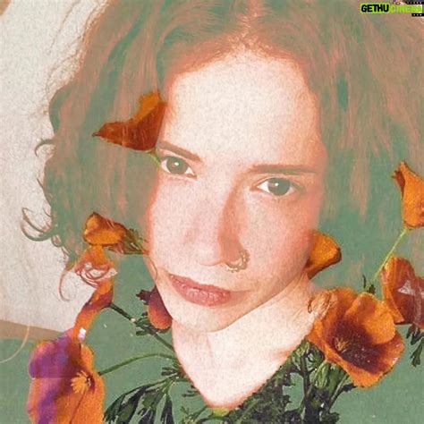 Ayça Eren Wiki Biography Age Gallery Spouse And More