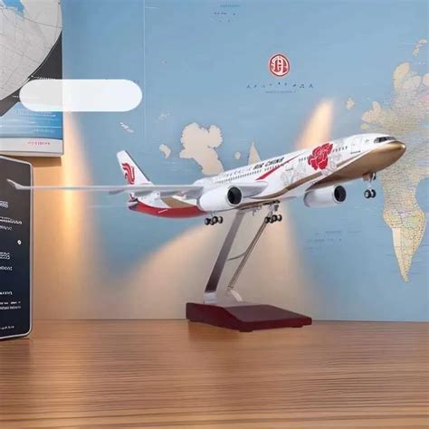 Detailed Diecast Airplane Model Collectible Replica With Lights And