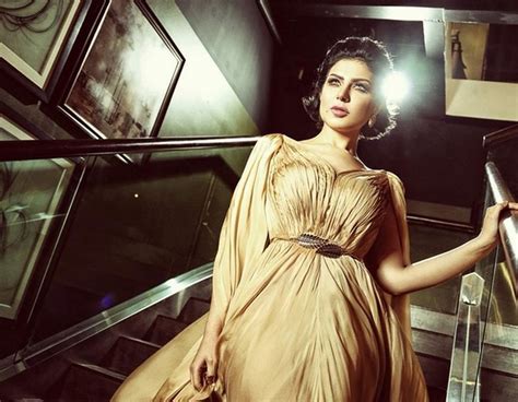 Disebut Palsukan Suara Cristiano Ronaldo Perempuan Cantik Kuwait