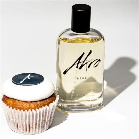 Gourmand Aromatic Floral Woody