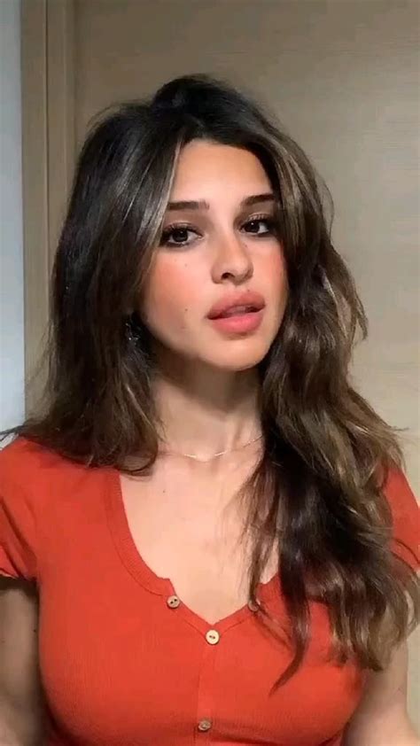 Stunning Beauty Most Beautiful Influencers In The World Brown Hair