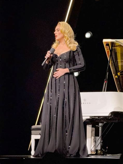 Adele Weekend 34 Looks Celebridades Adele