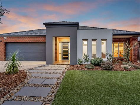 32 Taransay Way Craigieburn Vic 3064 Property Details