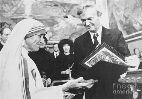 Mother Teresa Receiving Nobel Peace By Bettmann