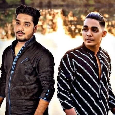 akash v jadhav 🇮🇳 akash 23 official threads say more