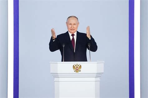 Путин назвал стратегической задачей властей вывод экономики России на новые рубежи Газета Ru