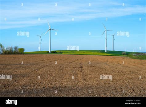 Wind Energy In Germany Behind Farmland Environmental Discussion