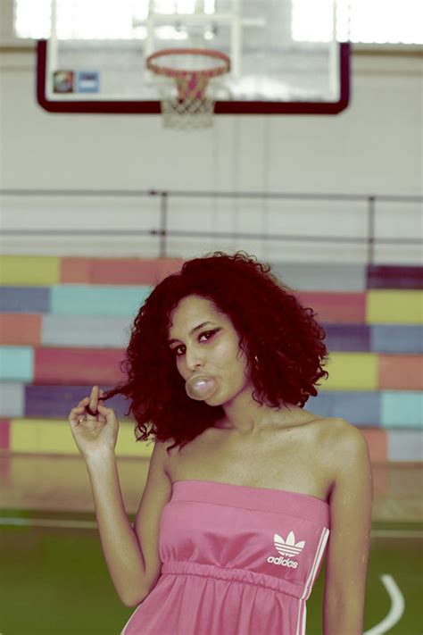MAGNETICA MAGAZINE SHOOT ME MARCH 2011 on Behance