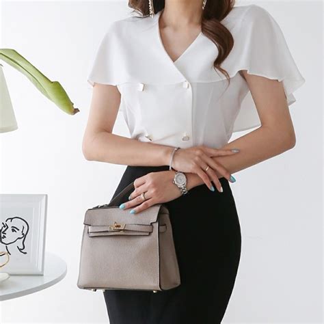 여름 케이프 브이넥 쉬폰 블라우스 스타일라떼