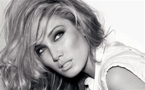 Красивые девушки 210 фото