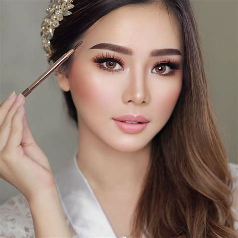 Makeup Style Thai