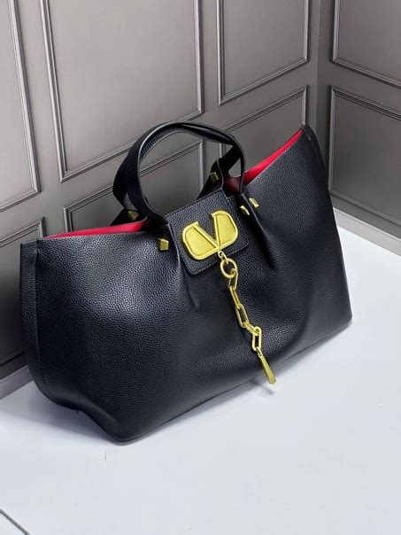 Цена: 7200руб. Размеры: 38х25см Доп. опция: пыльник в комплекте ...