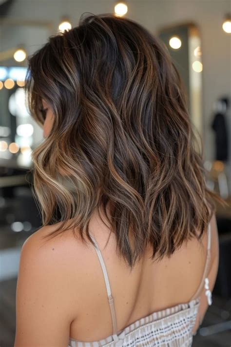 25 Stunning Shoulder Length Hairstyles To Inspire Your Next Cut