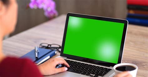 Đốm Sáng Màn Hình Laptop Do đâu Cách Khắc Phục Hiệu Quả