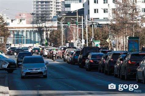 Улаанбаатарын замын түгжрэлийг ирэх онд 50 хувиар бууруулах зорилт тавьжээ
