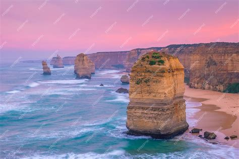 Premium Photo Sunset The Twelve Apostles Great Ocean Road In Victoria