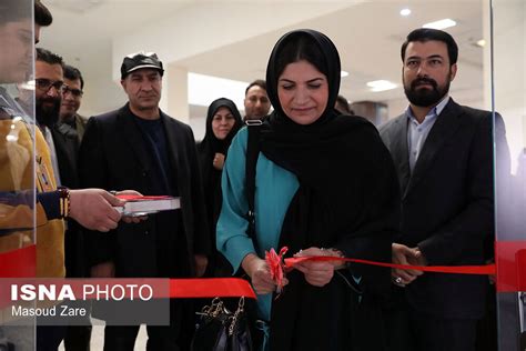 نمایشگاه عکس جشنواره منطقه‌ای سینمای جوان یزد ایساتیس گشایش یافت ایسنا