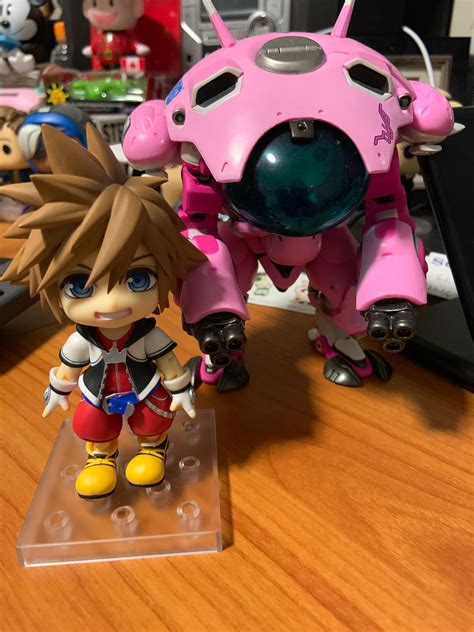 Sora And Dvas Mech By Gamergirl14 On Deviantart