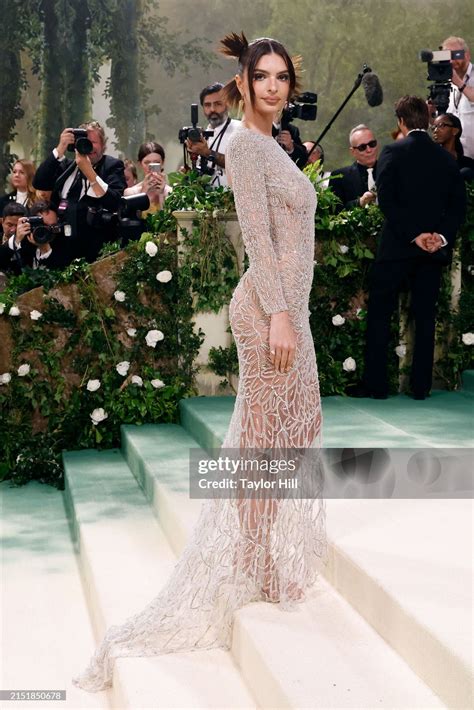 Emily Ratajkowski Met Gala 2024 Artofit