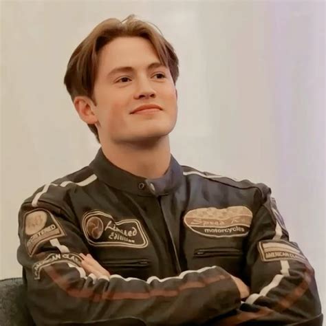 Charles Weasley Greysoneditss Drs Wiki Fandom