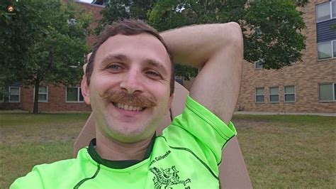 პირველი ოფიციალური თამაში მინესოტაში რაგბის მთავარი მსაჯის როლში Youtube