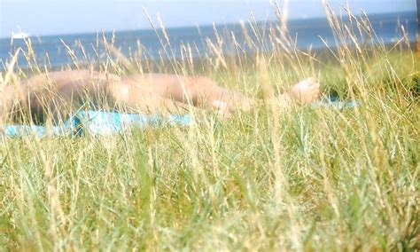 Secretly Photographed On The Beach Porn Pictures Xxx Photos Sex Images Pictoa