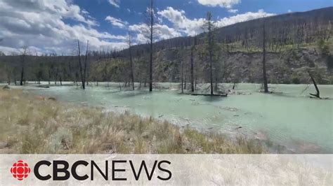 Landslide Blocking B C River Could Give Way Causing Flash Floods Officials Warn Youtube