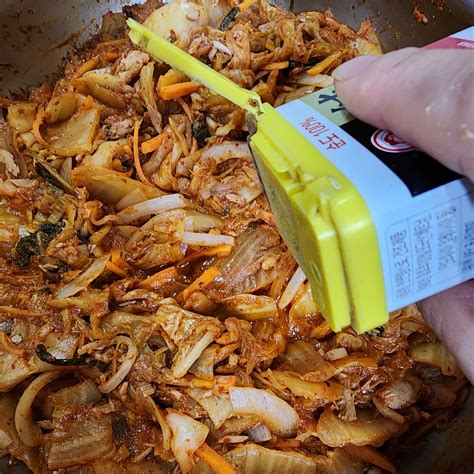 참치김치볶음 만들기 참치캔 요리 아이들이 좋아하는 밑반찬