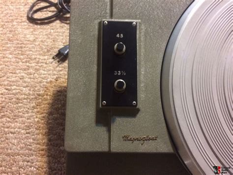 TEIC MF-102S Magnefloat turntable Photo #2289100 - Canuck Audio Mart