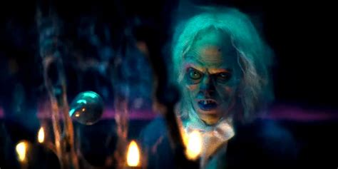 20 Haunted Mansion Easter Eggs And Disney Ride References