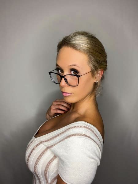 Home Cheyenne Swenson Modeling