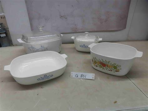 Corningware 4 Casserole Dishes And 2 Lids