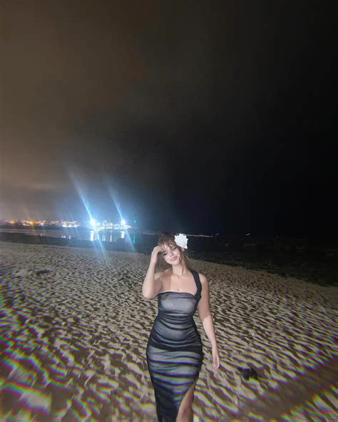 🏋🏼‍♀️🎀 Es Naouel • Instagram Photos And Videos