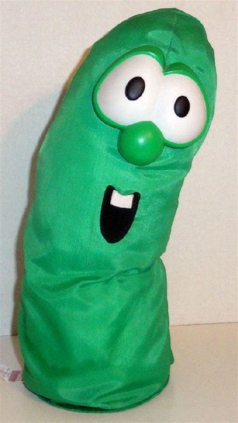 Fisher Price Veggie Tales Larry The Cucumber 12 Singing Dancing Plush