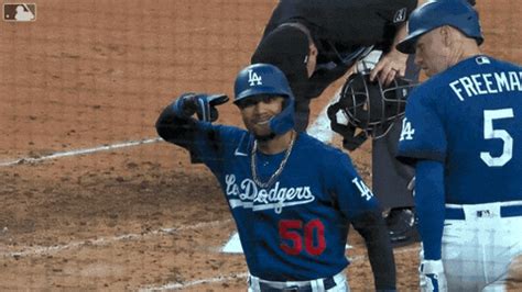 Mookie Betts Lebron James S Find And Share On Giphy